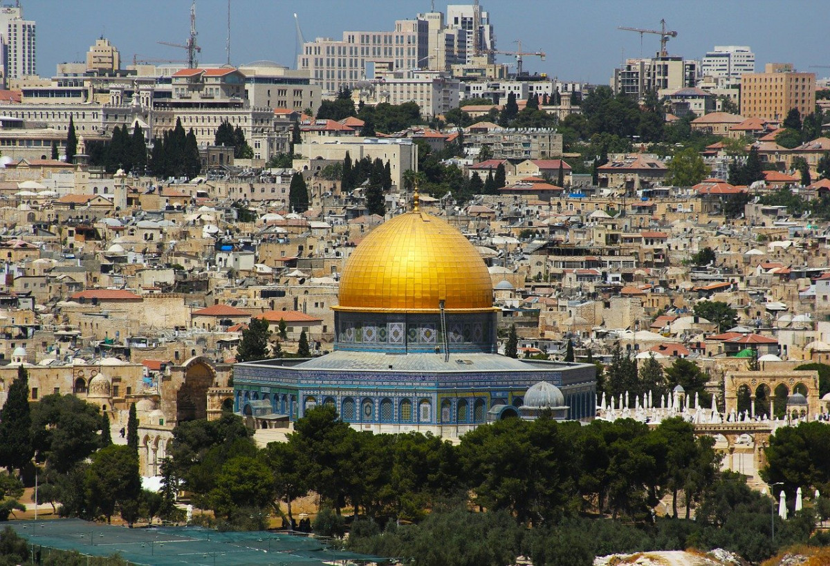 Cheap Flights to Israel (TLV) from $380 in 2025/2026 | FlightsFinder.com
